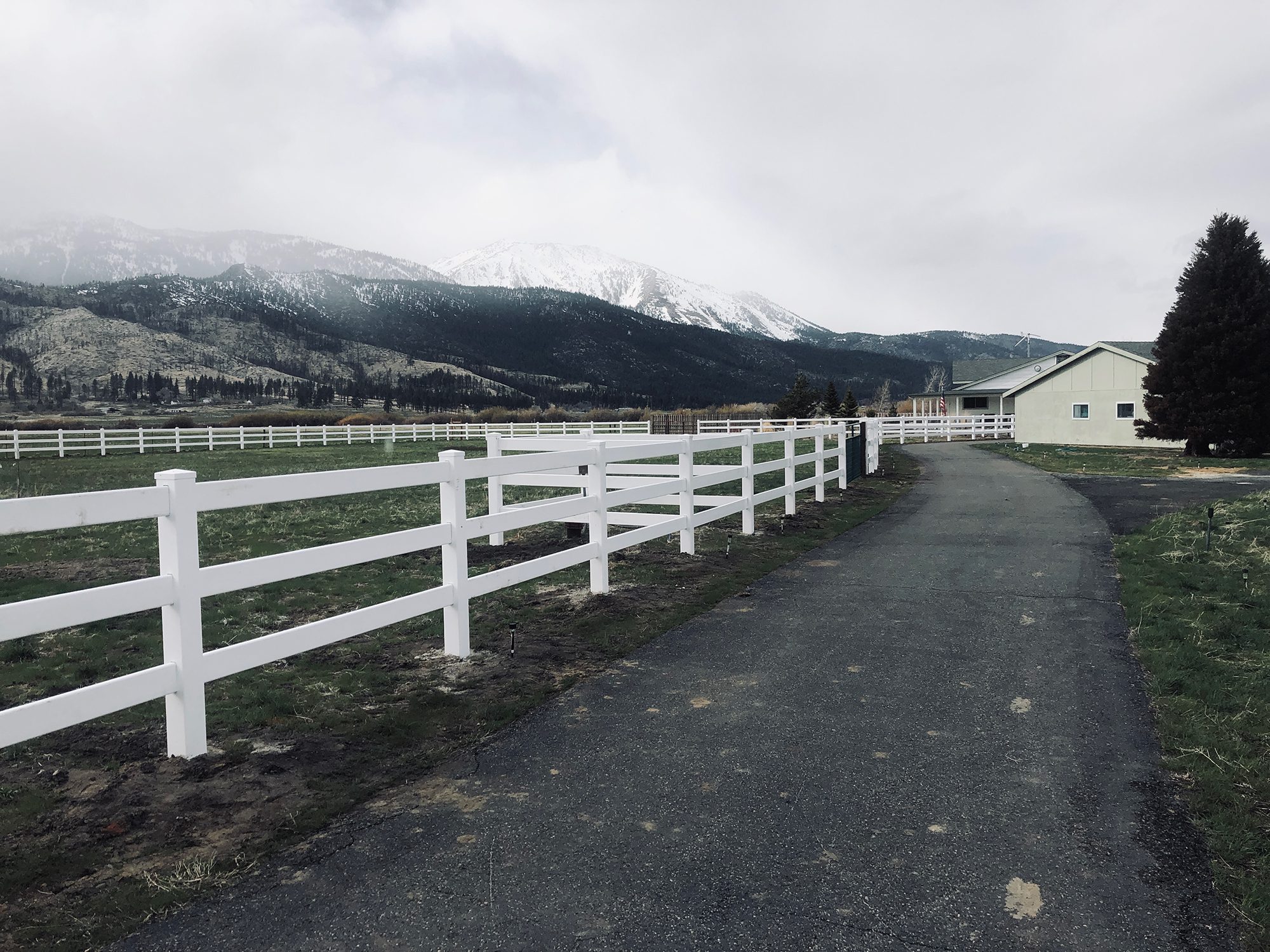 Vinyl Fencing | JP Fence